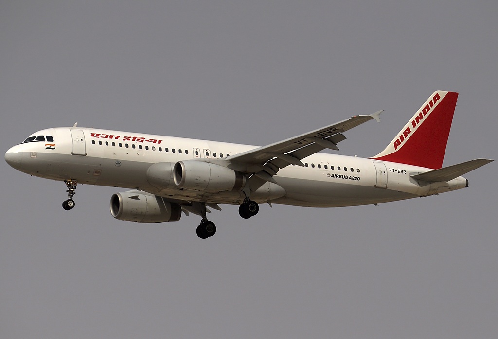 Air India A320-200 VT-EVR (Apr) DXB (PDN)(LR) | World Airline News