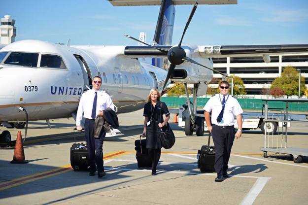 CommutAir becomes all-jet, phases out its last DHC-8-200 Dash 8 | World ...