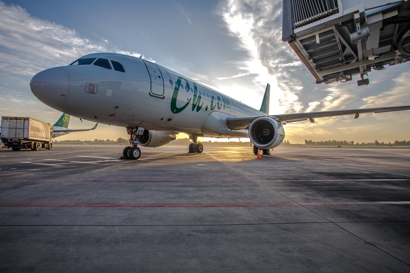 BOC Aviation delivers a new Airbus A320neo to Spring Airlines | World ...