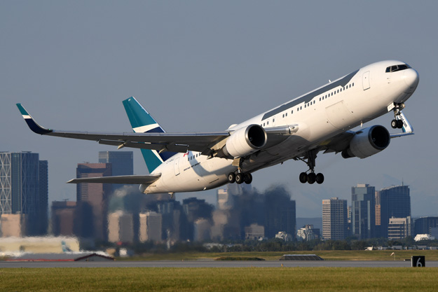 WestJet starts the disposal of its four Boeing 767-300s | World Airline ...