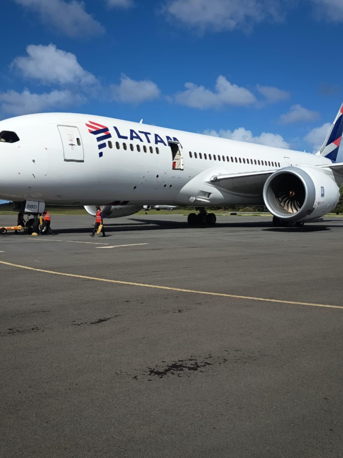 LATAM Boeing 787 CC-BBD is damaged at Easter Island | World Airline News